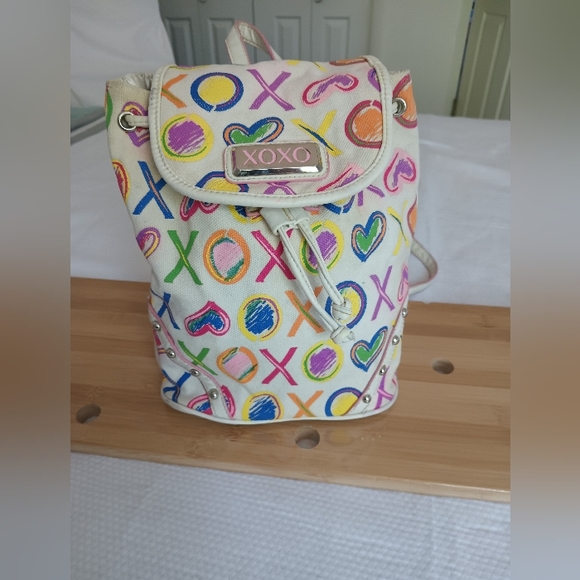 XOXO | Bags | Vintage Y2k Xoxo Hearts Hobo Backpack Beige | Poshmark